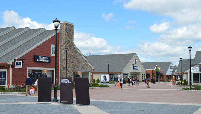 Woodbury Common Premium Outlet Center à New York - NewYorkCity.fr